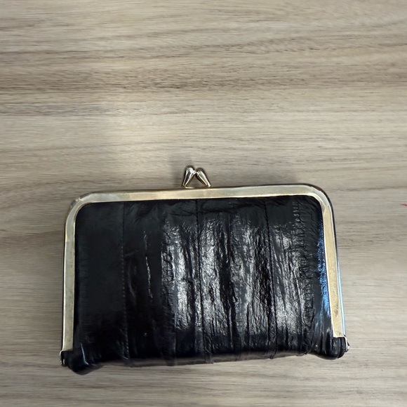 Bags | Vintage Black Eel Skin Leather Kiss Lock Clamshell Coin Purse ...